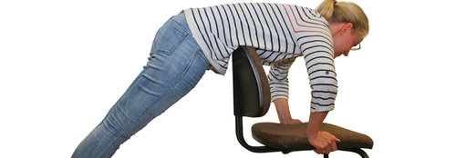 Der Stuhl als Lebensretter: Alternativen zum risikoreichen Heimlich-Griff