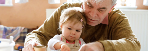 Gesunde Babys: Alter von Vater und Mutter relevant